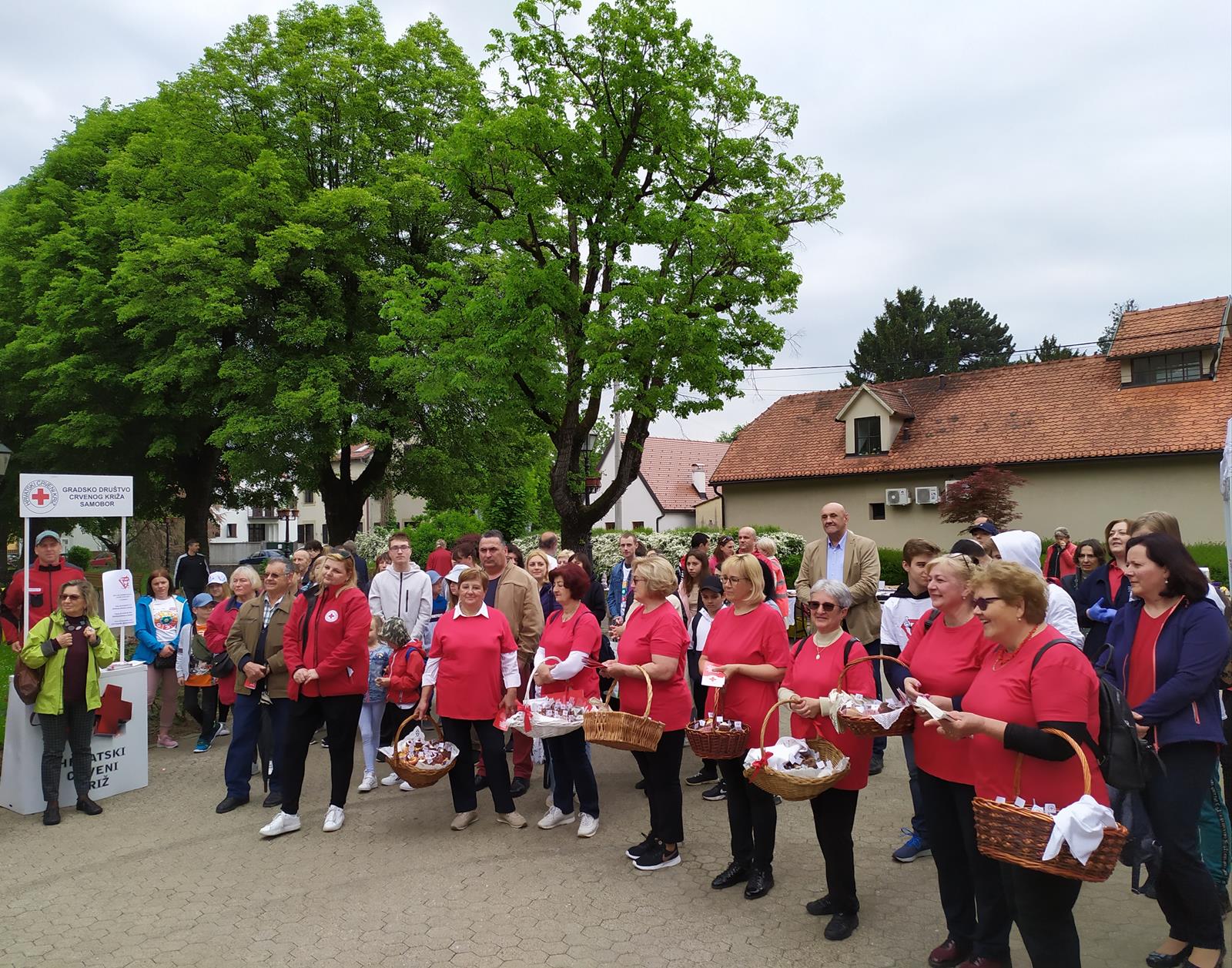Gradsko društvo Crvenog križa Samobor danas je nizom aktivnosti na Trgu ...