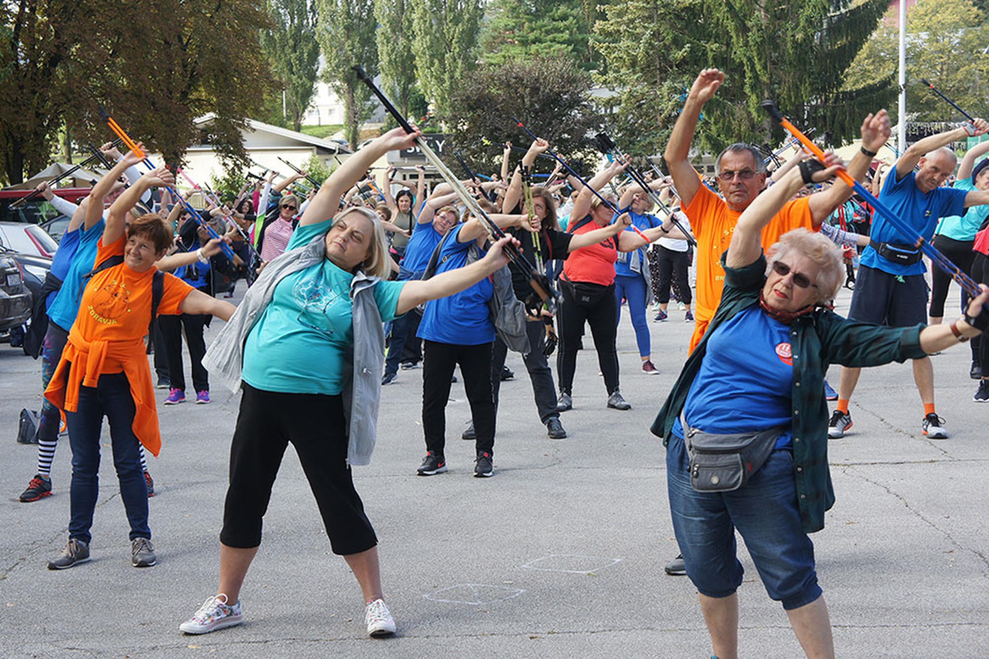 1. Međunarodni festival nordijskog hodanja i pješačenja u Samoboru "U ...